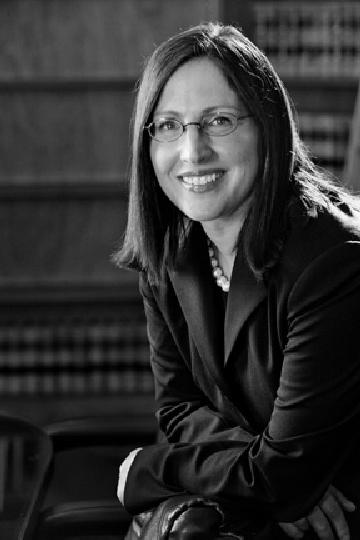 Julie Fershtman, Esq. - Equine Insurance Specialists
